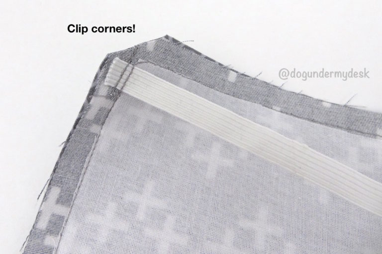 Elastic Pocket Tutorial - Dog Under My Desk