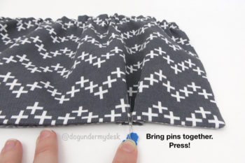 Elastic Pocket Tutorial - Dog Under My Desk