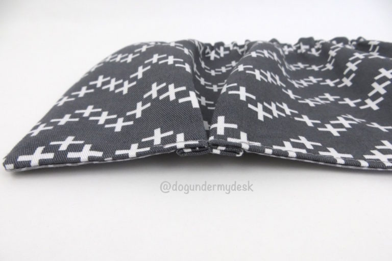 Elastic Pocket Tutorial - Dog Under My Desk