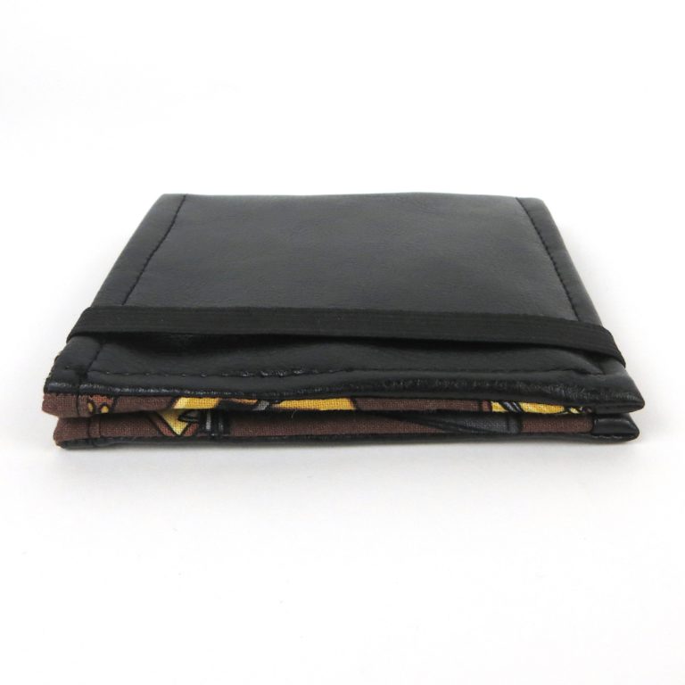 Introducing the Flip Flop Wallet... a small wallet with a LOT of ...